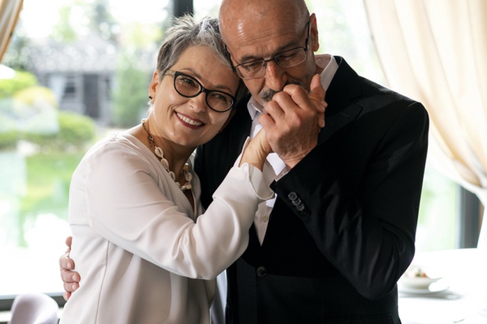 Meet Over 50 | Online Dating Site for Single Men & Women