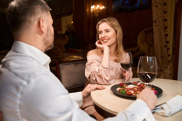 Millionaire Dating in Mesa, Arizona - MillionaireMatch