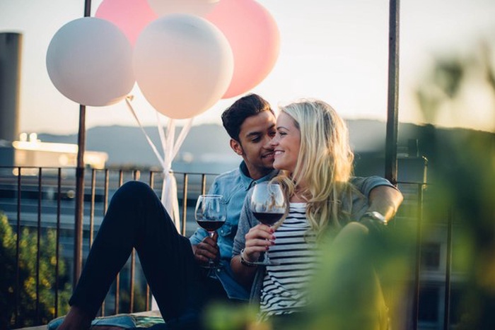 Long Distance Chat: Keep Love Strong Across Miles