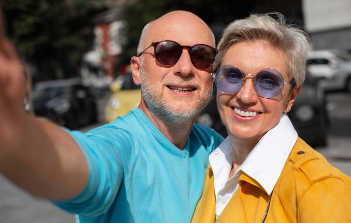 Meet Single Baby Boomers Near You - MillionaireMatch