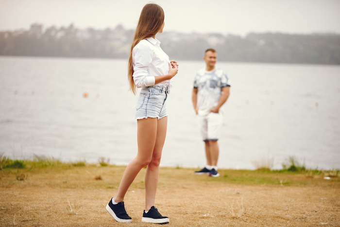 Tall Women Dating Short Men: Embracing Love Beyond Height