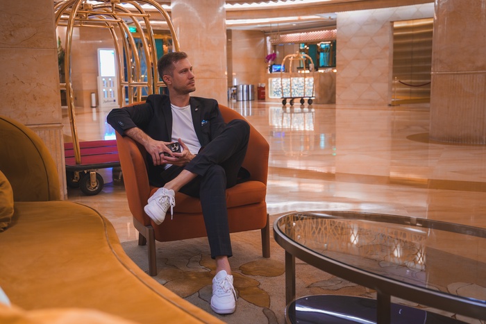 Where Do Rich Single Guys Go in Toronto?: MillionaireMatch