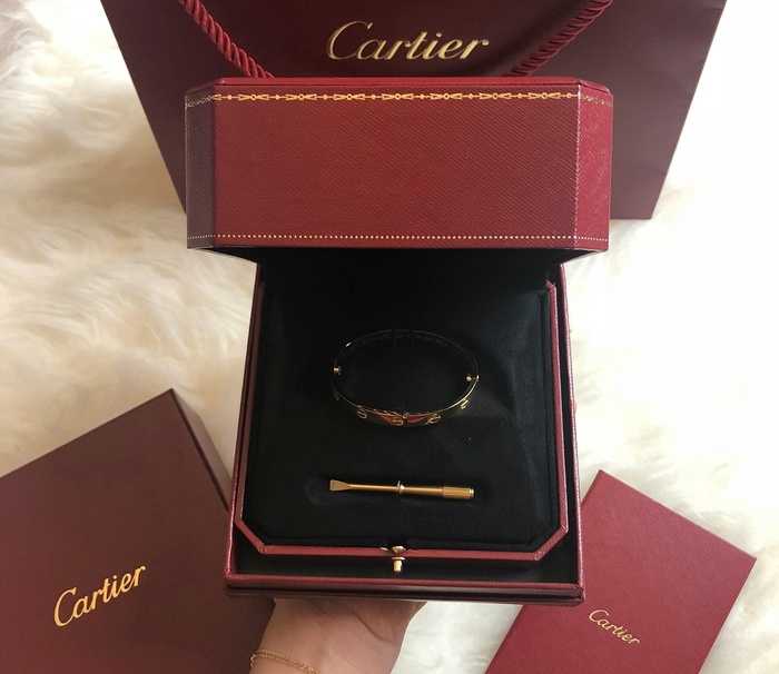 MillionaireMatch: Exploring the Timeless Appeal of Cartier