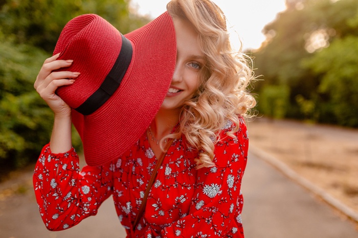 Find Single Women Near You for True Love & Companionship