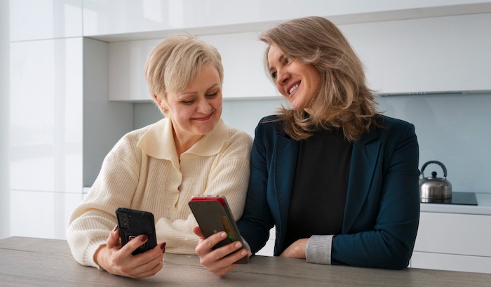 Older Chat Rooms to Chat with Older Women & Men