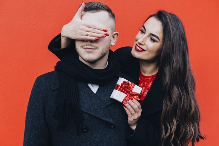 10 Everyday Places to Encounter Rich Single Women: Insights