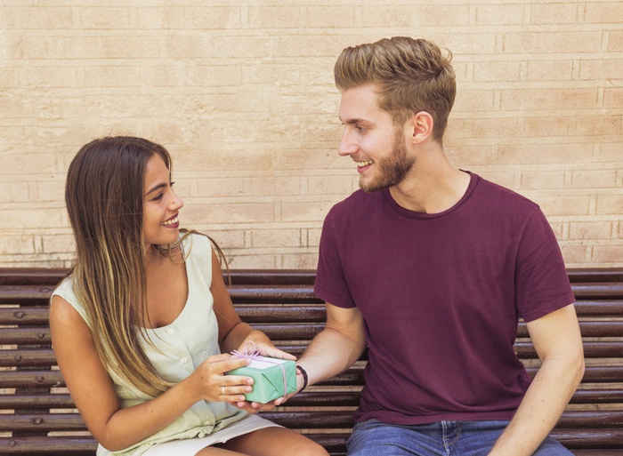 How Book Dates Work on High-quality Dating Platforms