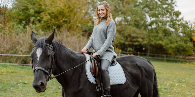 Dating an Equestrian: Challenges, Rewards, and Unique Bonds