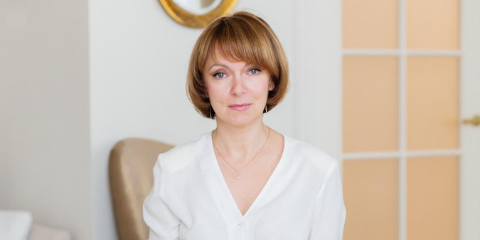 How to Attract a Divorced Woman | Expert Dating Guide