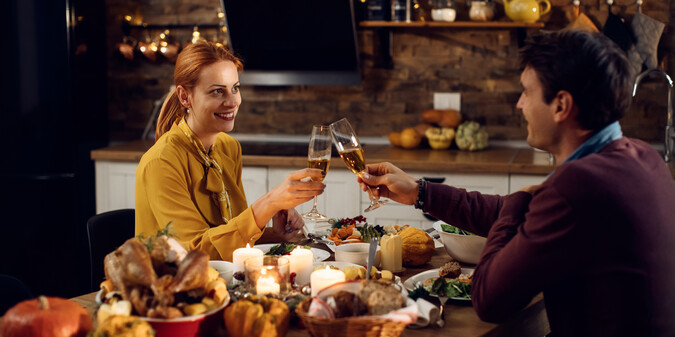 How to Begin Your Thanksgiving Date: Tips for Meaningful Connections