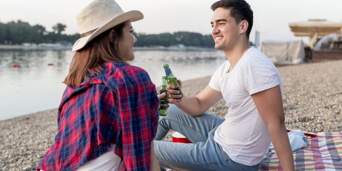 This One Hand Gesture Might Signal Deception, According to S