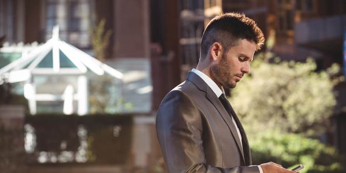 How to Meet Rich Men: Real Tips for Genuine Connections
