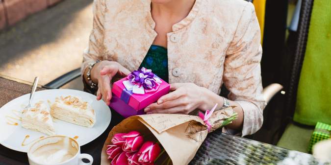 How to Date Rich Women: Master These Skills for Success