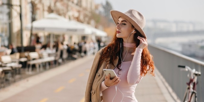 How to Date a Powerful Woman Without Losing Yourself
