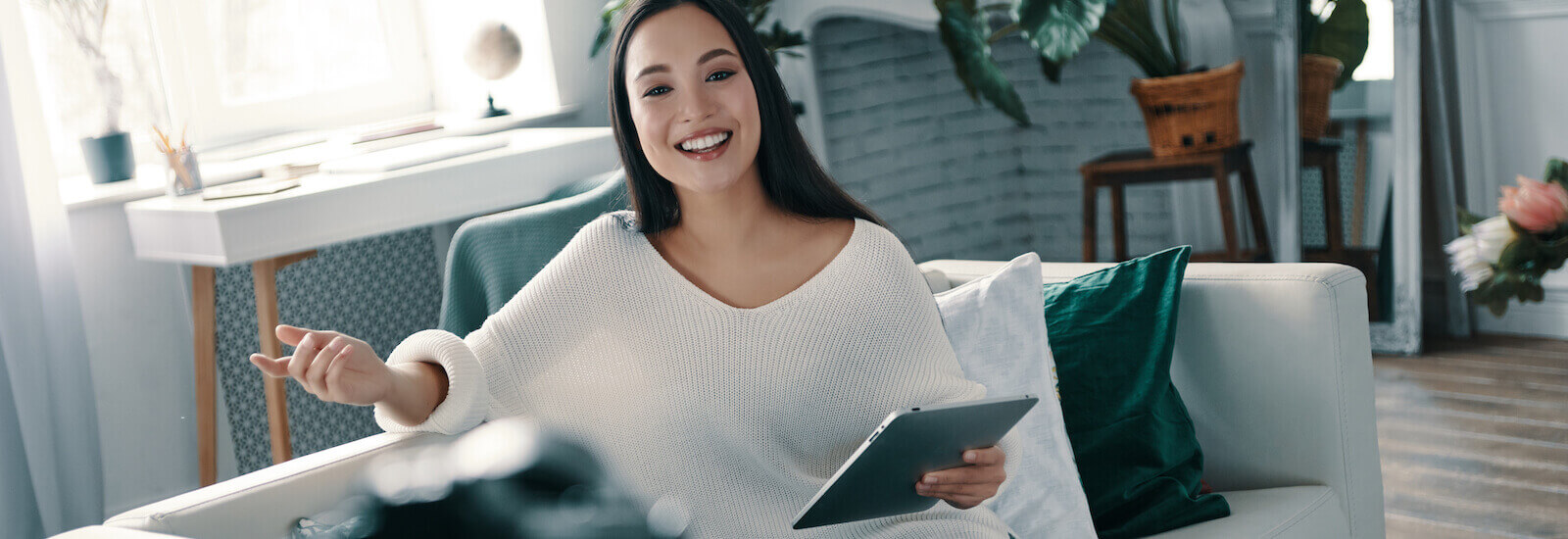 Start Dating An Influencer Here | Millionaire Match