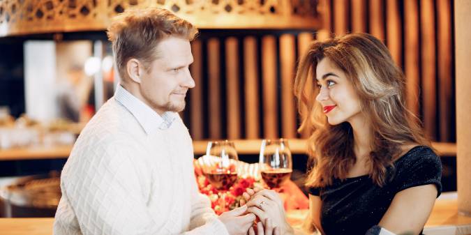 15 Signs a Rich Man Truly Likes You: How to Know for Sure