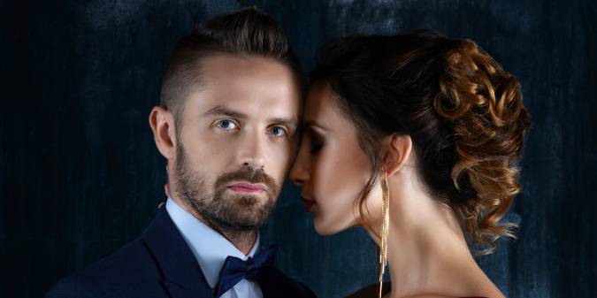 10 Double Standards Affecting Wealthy Men and Women Equally