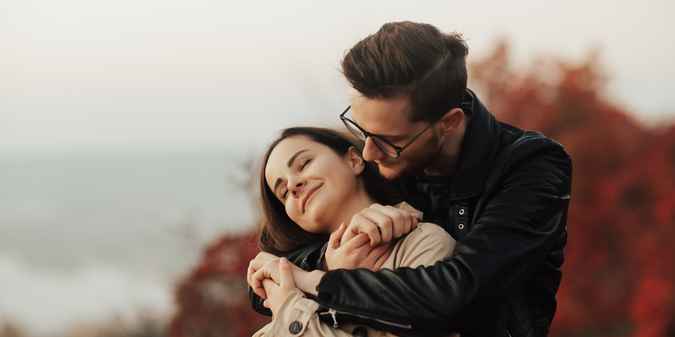 How to Date with Anxious Attachment: Tips for Building Real Connection