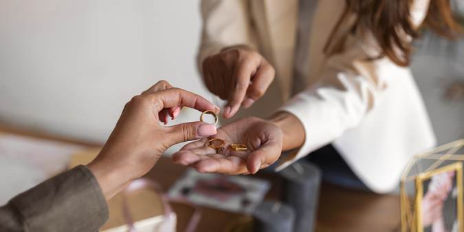 Gold Price Impact on Jewellery Margins: A Financial Guide for Jewelers