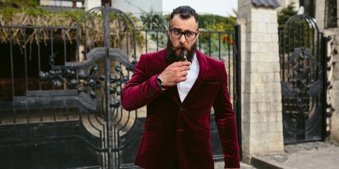 How to Meet High-Level Men and Build Serious Bonds